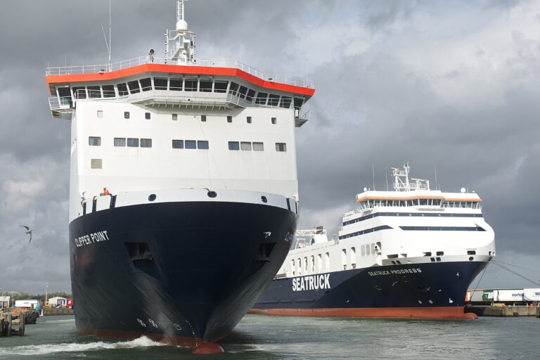 Clipper Bulk – CLdN to acquire Seatruck Ferries from Clipper Group